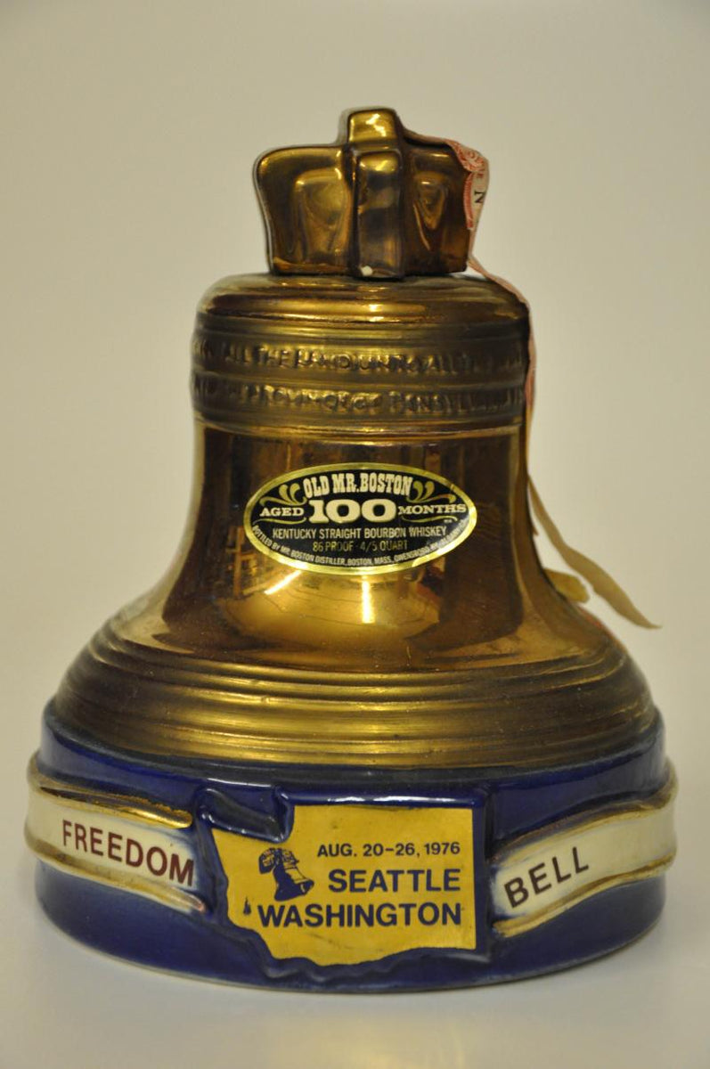 Old Mr Boston - Aged 100 Months - Kentucky Straight Bourbon Whiskey