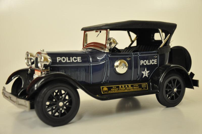 Police Department No.1 - Beam Kentucky Straight Bourbon Whiskey